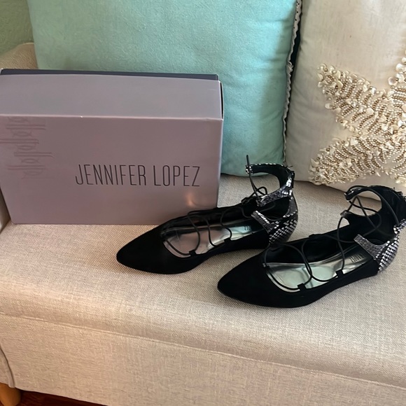 Jennifer Lopez | Shoes | Womens Jennifer Lopez Trrriblack Flat Shoe ...